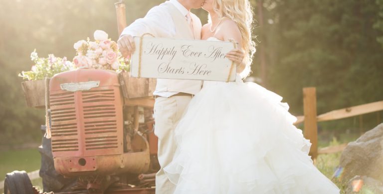 Rustic Romance: 15 Country Wedding Ideas to Set the Scene - STATIONERS